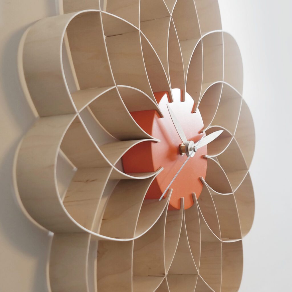 ‘Flower’ Clock – The Works